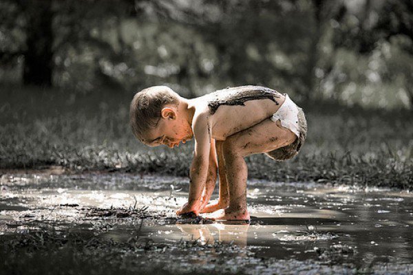 La Reflexión: Charcos de lodo - Kebuena