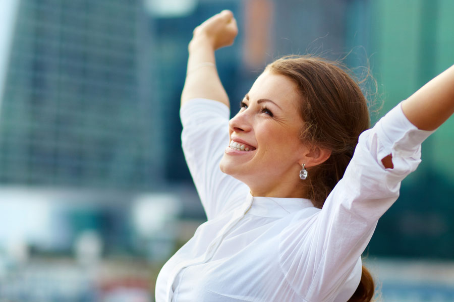 5 hábitos que diferencian a una mujer exitosa - Kebuena