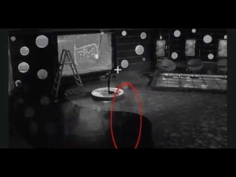 Fantasma causa terror en foro de Televisión - Kebuena