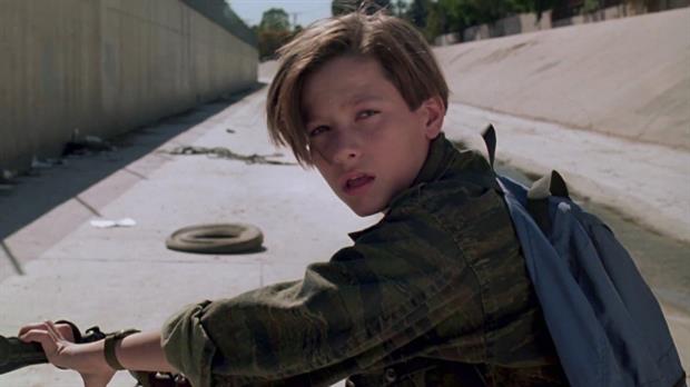 ¿Cómo luce John Connor a sus 39 años? - Kebuena