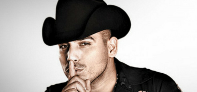 Espinoza Paz y la nueva versión de “Un Hombre Normal”