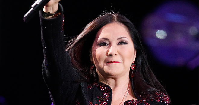 Ana Gabriel presentará nuevo álbum, ahora con banda - Kebuena