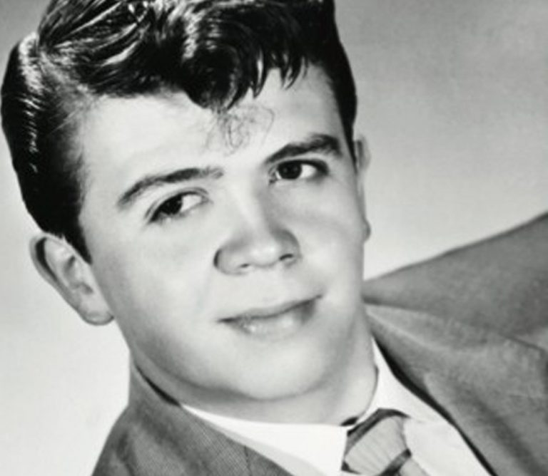 Llegó el momento, Chabelo contará la historia de su vida