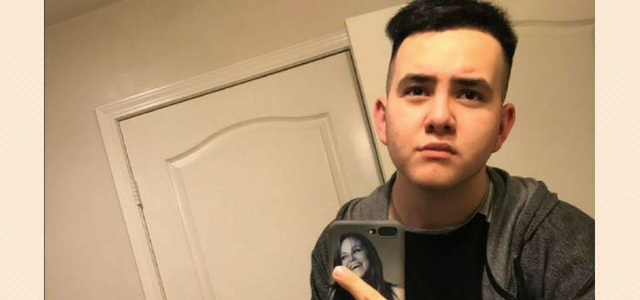 Johnny López sorprende a su familia en una cena