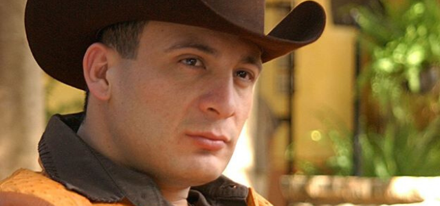 Seguimos recordando a Valentín Elizalde a 13 años de su partida