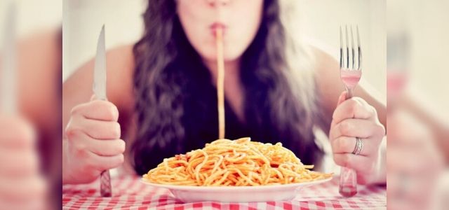 Estos alimentos te pueden quitar la vida si los consumes caducos