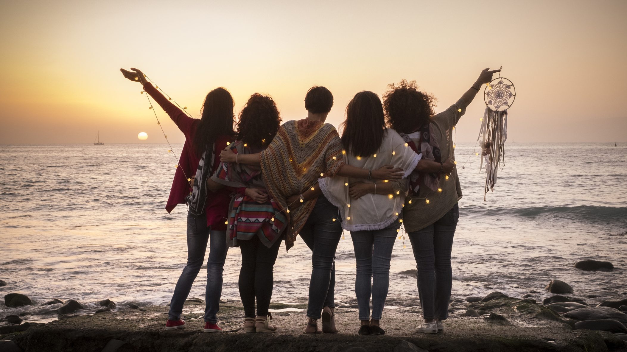 Salir de viaje con tus amigas ayuda a mejorar tu salud según estudios