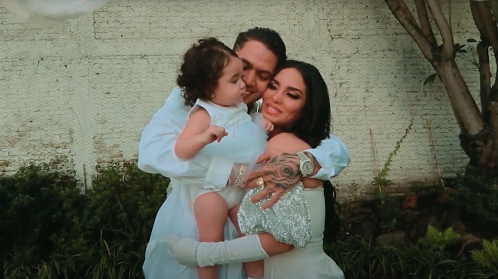 Así fue así la boda de Kimberly Loaiza y Juan de Dios Pantoja