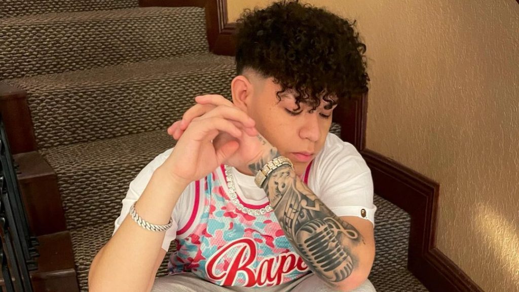 Junior H estrena el video oficial de su tema "La Bestia"