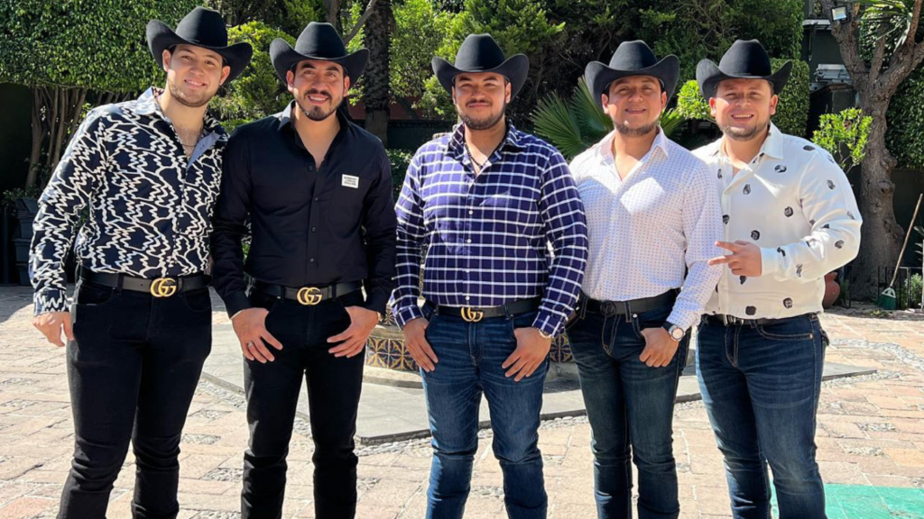 Calibre 50 presenta su nuevo sencillo de paseo en la CDMX