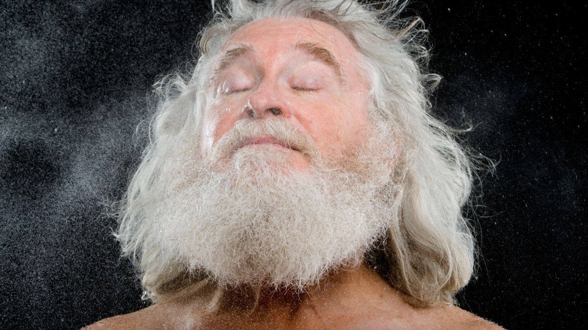 Comprobado: ¡El olor a viejito empieza a los 30!