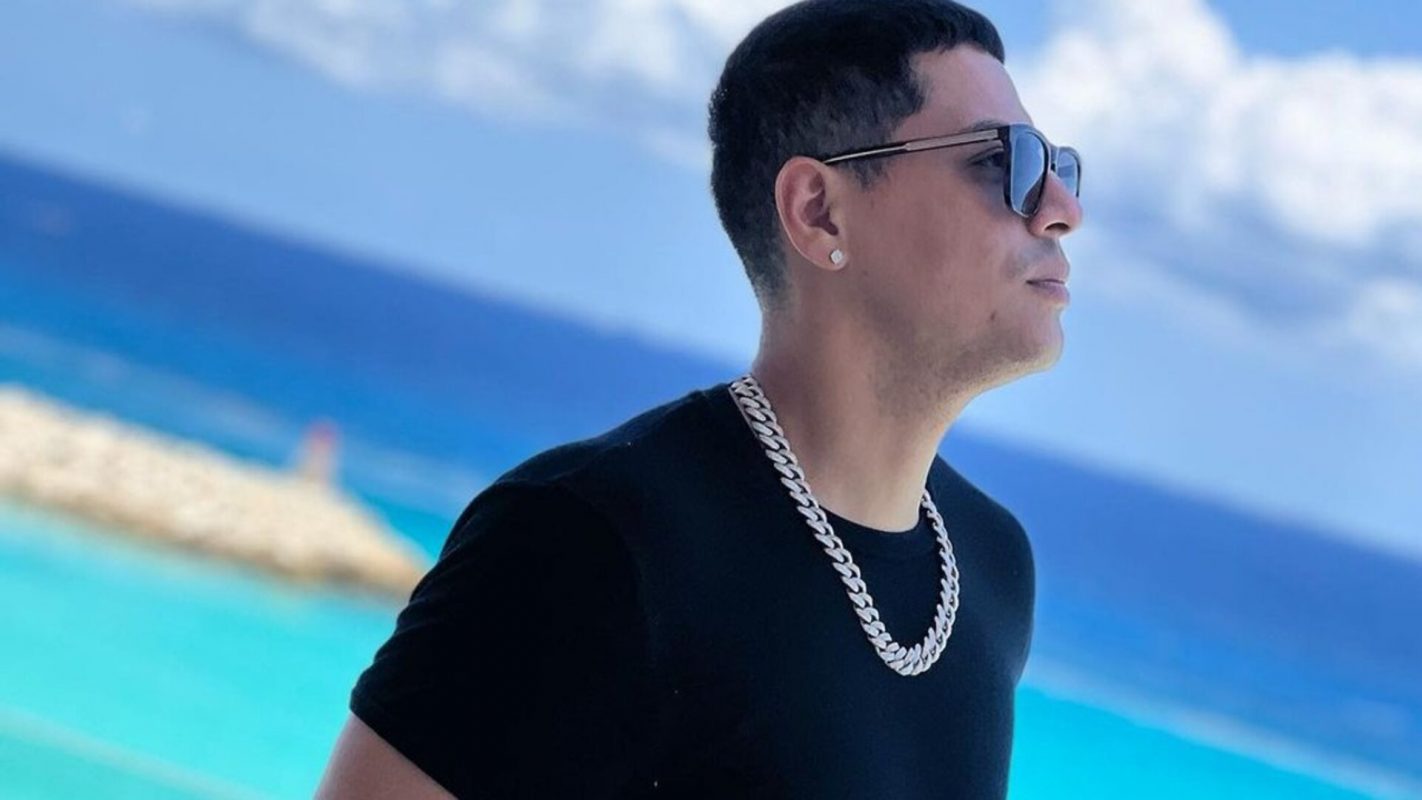 Eduin Caz anunció que volverá a beber