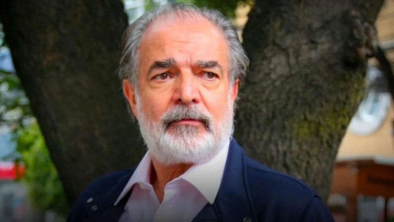Actor de telenovelas pierde su brazo por un tumor a los 61 años