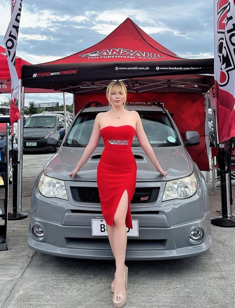 Ella es Tantin Legaspi, la deslumbrante mecánica que genera suspiros en TikTok; ¿Tu coche tiene ...