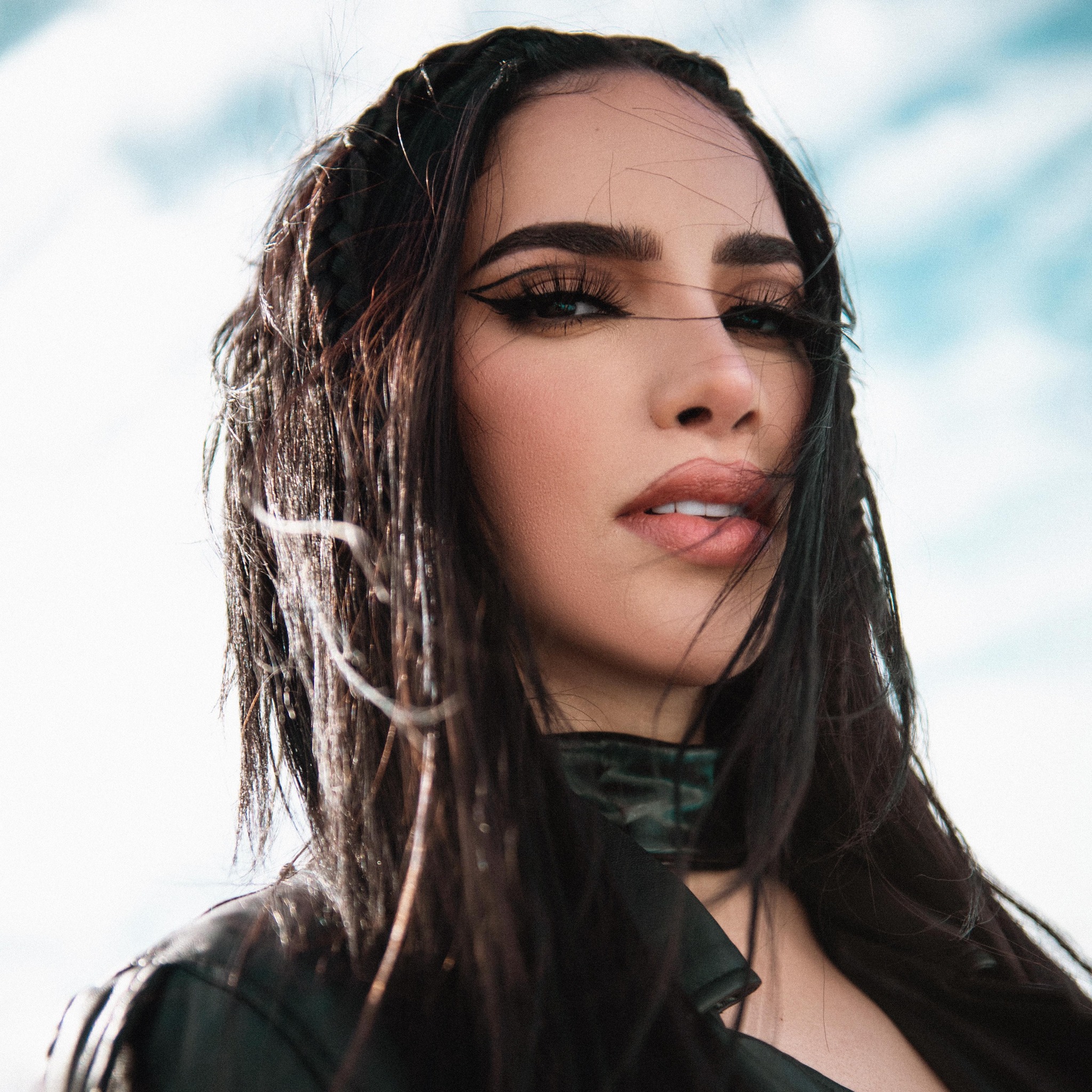 Kimberly Loaiza anuncia nuevo sencillo tras ruptura con Juan de Dios Pantoja