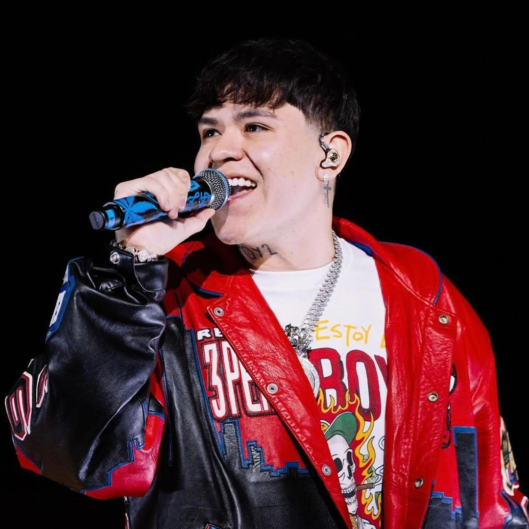 Junior H posiciona 8 temas en el top 50 de Spotify México